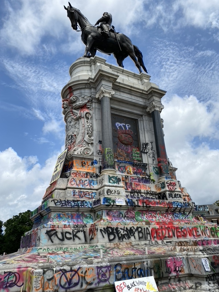 The Rise and Fall of Confederate Monuments: Memory and the American ...